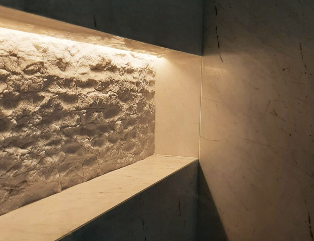 Solid travertine bathtub | TINO Natural Stone